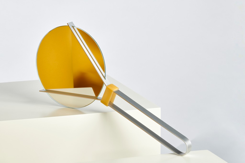 Anja Bachmann | Clasp